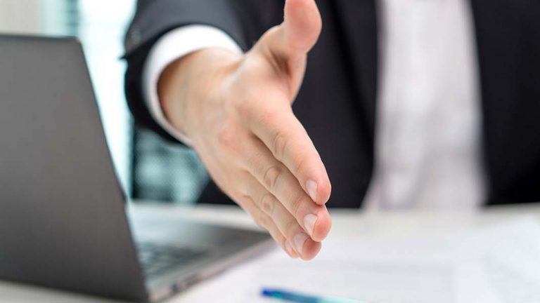 In Praise of Pushy Sales People | SmallBizClub