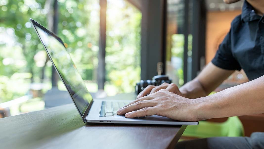 5 Crucial Steps to Working with a Freelancer Successfully | SmallBizClub