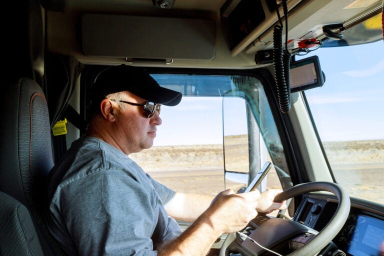 9 Things Every Commercial Truck Driver Should Know | SmallBizClub